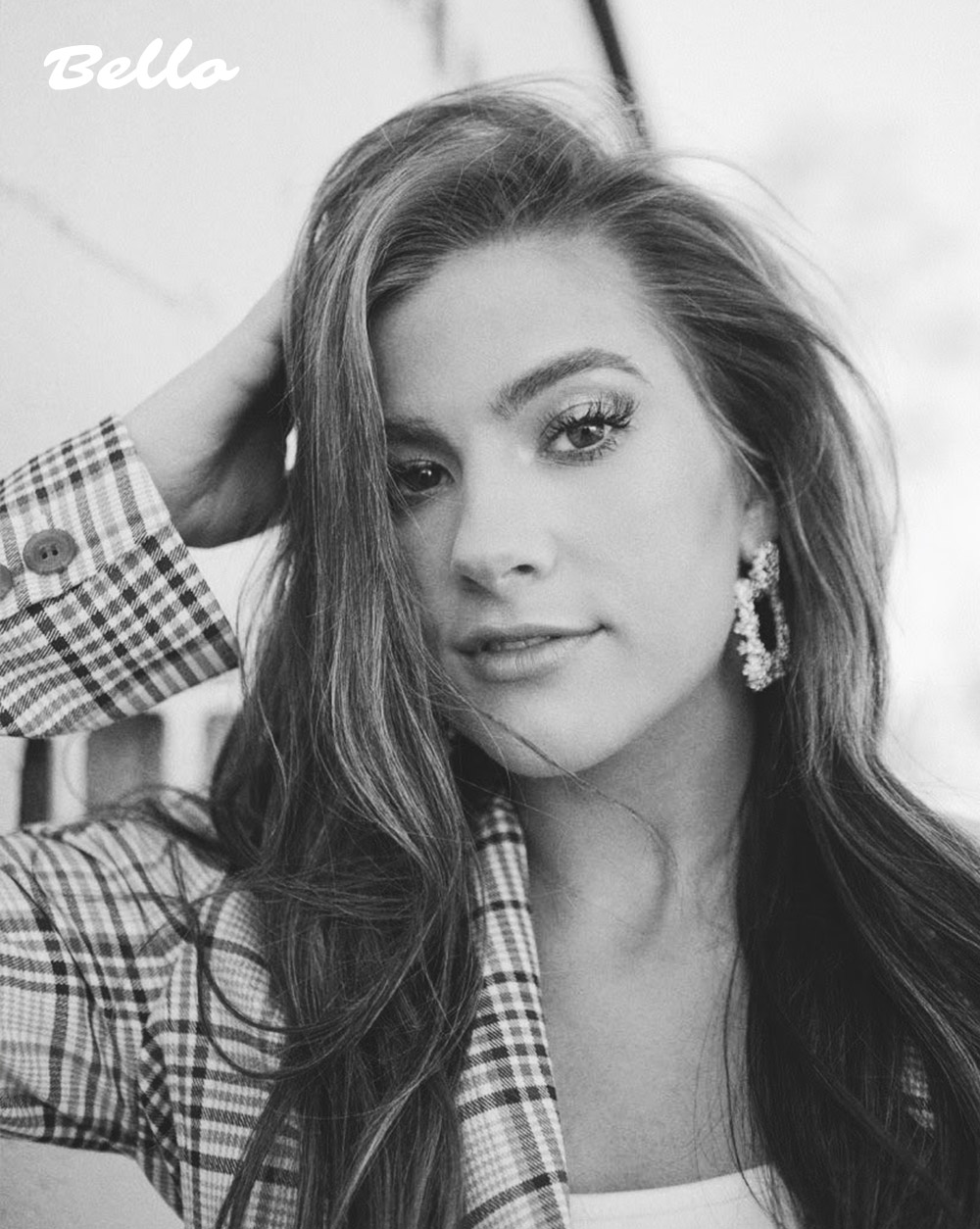 Riley Clemmons: Filling us With Hope through her Sound - BELLO Mag